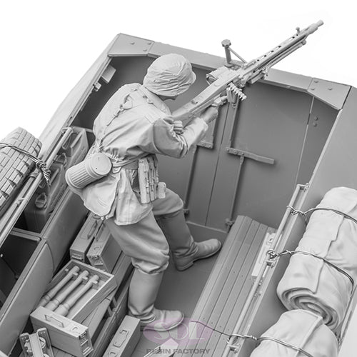 Sol Resin Factory MM640 1/16 WWII German Infantry MG42 Rear Sd.Kfz 251